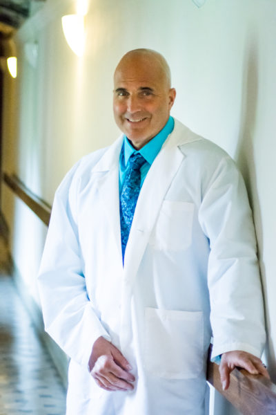 ZUK Partial Knee Replacement – Gregory Lauro MD